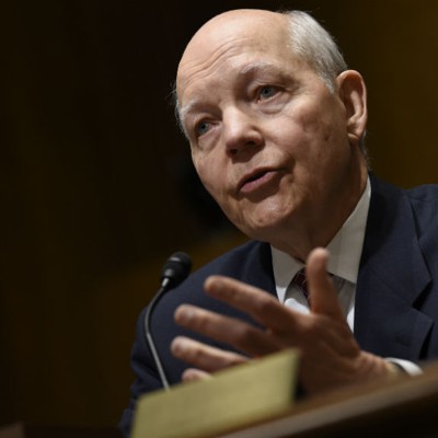 IRS Chief Refuses to Apologize to Lawmakers on Missing Emails ...