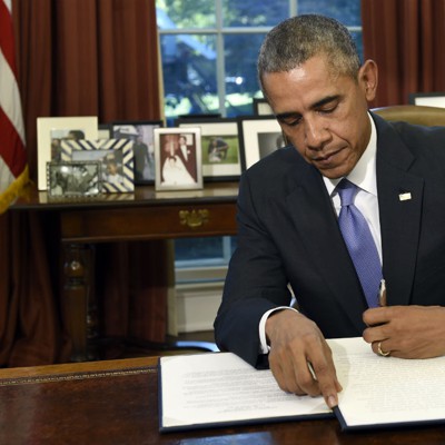 Obama Vetoes Bill Affecting Troop Pay and Benefits - Government Executive