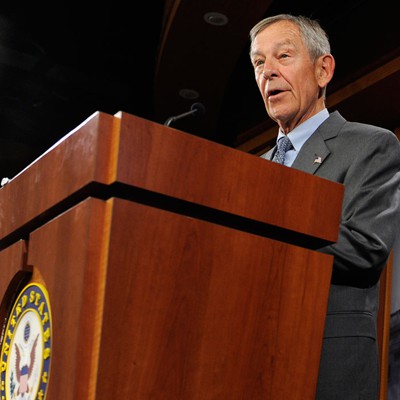 George Voinovich, the Rare Politician Who Fought for Better Management ...