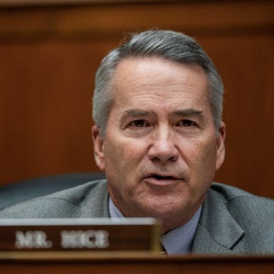 A Bipartisan House Bill Would Set Federal Hiring Reform Measures Into ...