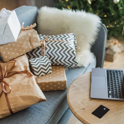 What Federal Employees Need to Know About Giving and Receiving Gifts in ...