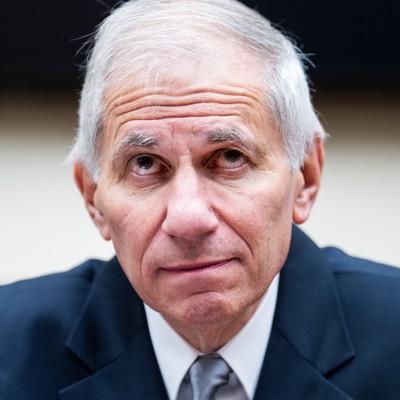 FDIC's chairman faces bipartisan criticism following a report about the ...