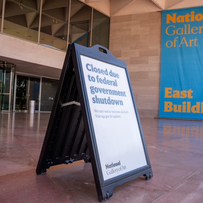 More employees set to receive furlough notices as shutdown drags on ...