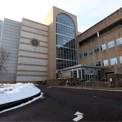 Employee groups revive lawsuit to block Schedule F - Government Executive