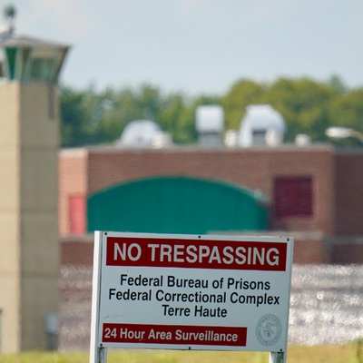 Federal Bureau of Prisons Launches New Hiring Effort - Government Executive